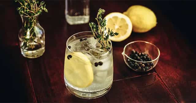Come fare il gin in casa - inNaturale